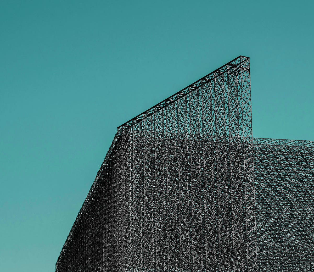 The Best Mesh Systems for Multi-Story Homes | by Lewis Henry | Medium