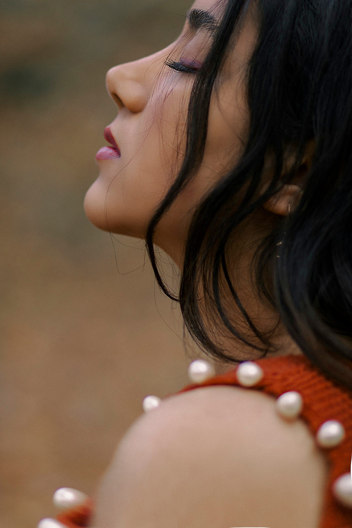 “You’re Not Poor — They’re Just Spiritually Bankrupt” | by Shunyo Osho | Jun, 2025 | Medium