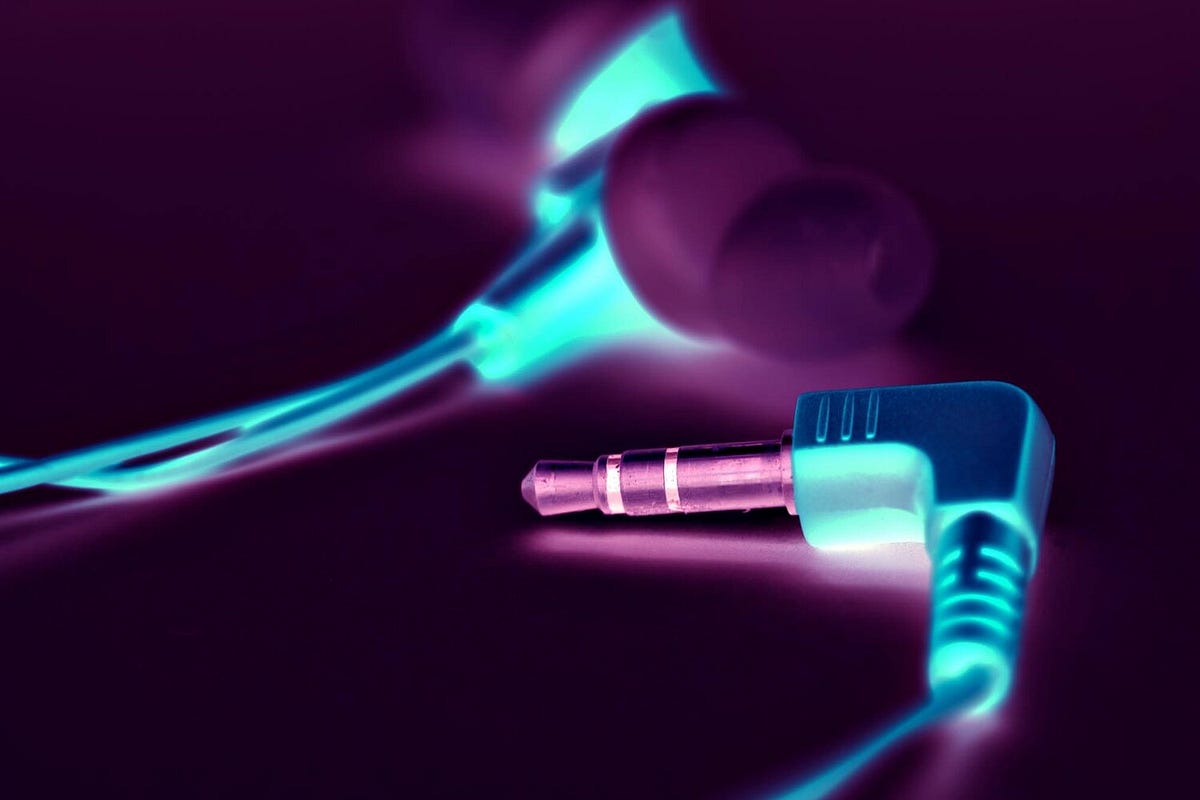 Headphone Reference Guide (by a Former A/V Salesman) | Medium