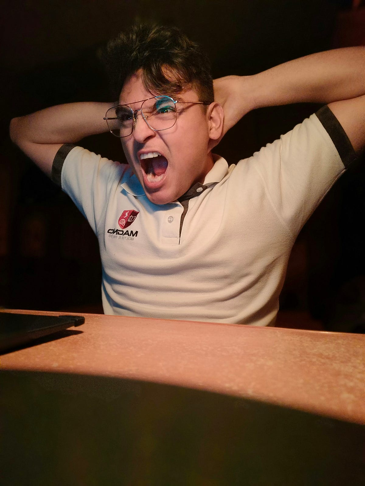 Kenapa Class Custom di Tailwind v4 Tidak Bisa Dioverride dengan clsx di React? | by Ilham Nopi ...