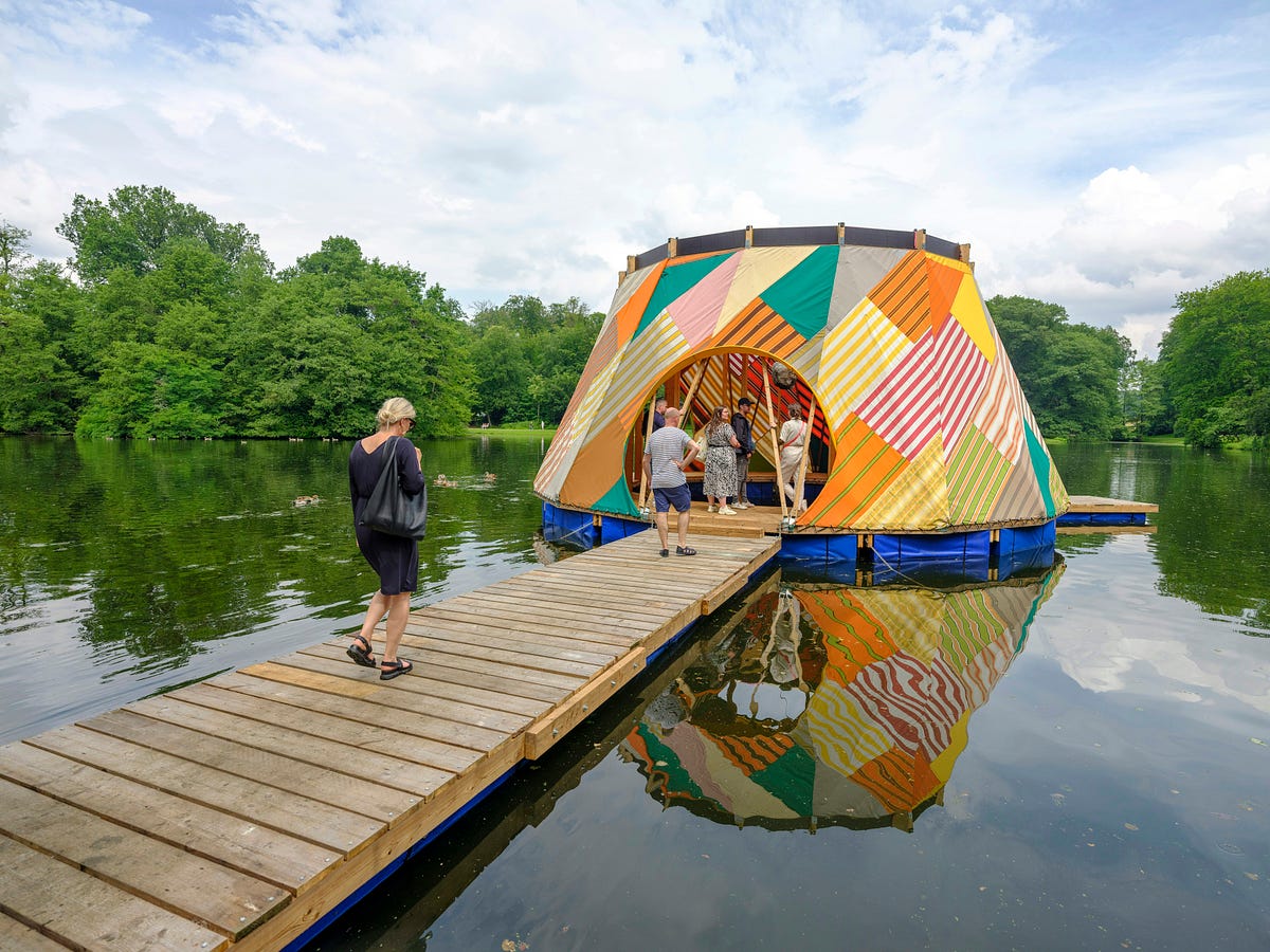 Will You Move to an Exclusive Place for Better Mental Health | by Anshul Kumar | Bouncin’ and ...