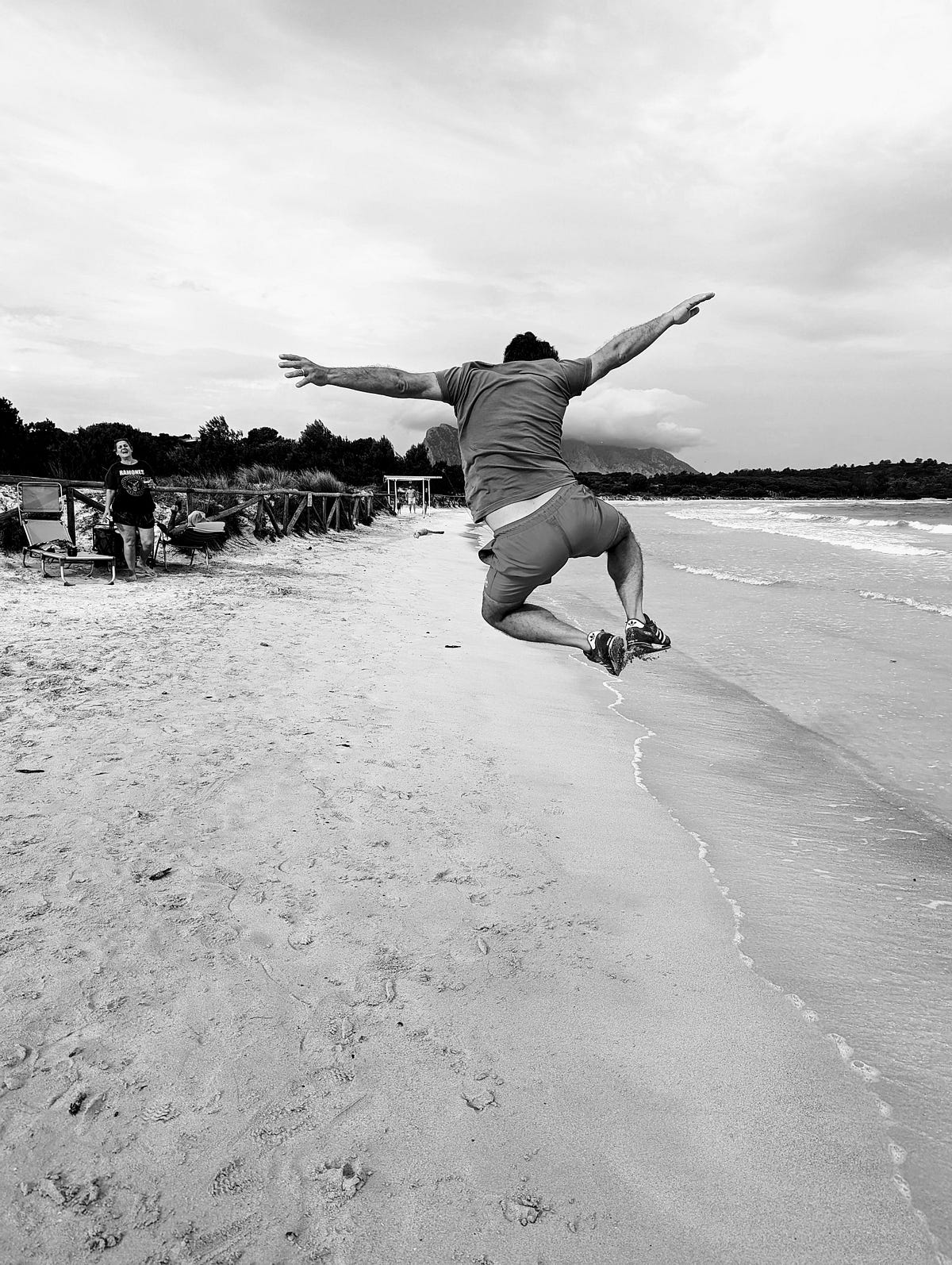 3 Simple Frameworks Tim Denning Repeatedly Uses to Go Viral | by Aidan ...