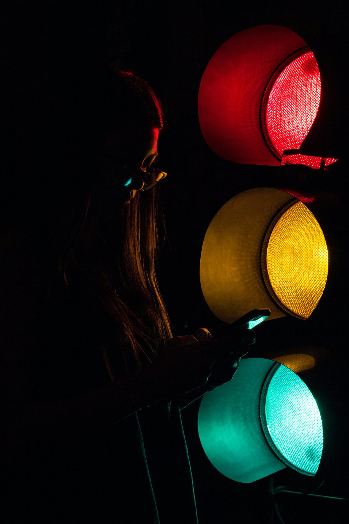 Red Flags, Yellow Warnings & Green Possibilities 🚦 | by Isaiah Adegoke | Jun, 2025 | Medium