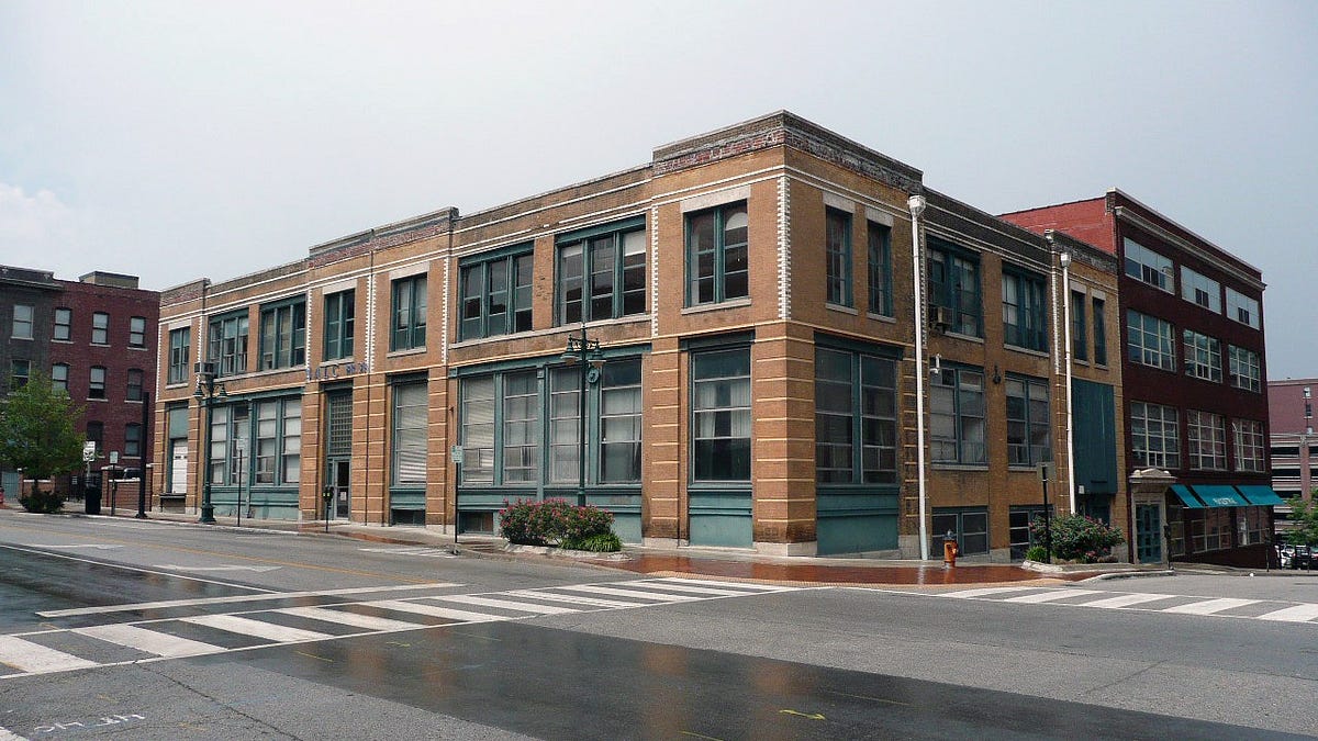 The Historic ‘Western Newspaper Union Building’ Built in 1900 is Still ...