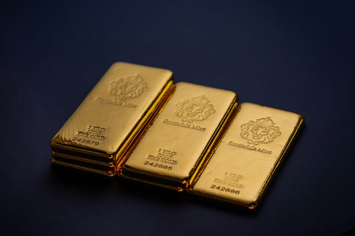 Why Older Generations Prefer Investing in Gold Over Cryptocurrency | by ...