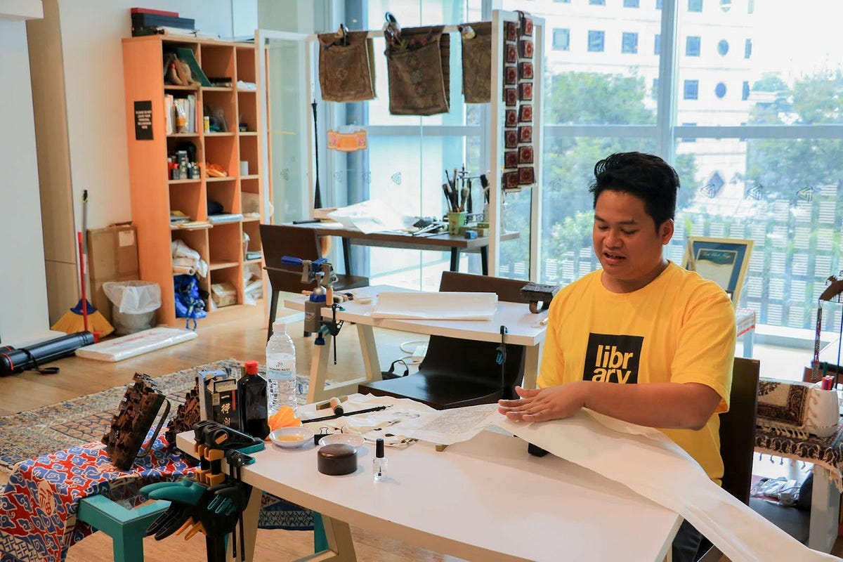 On Batik Ink Rubbings with library@orchard Resident, Malik Mazlan | by ...