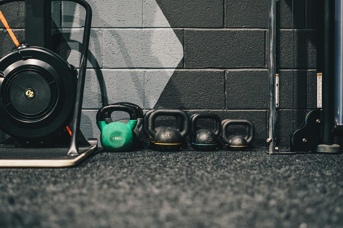 Should I Lift Heavy or Light First? Asking for My Muscles… | by Charles Lomas | Medium
