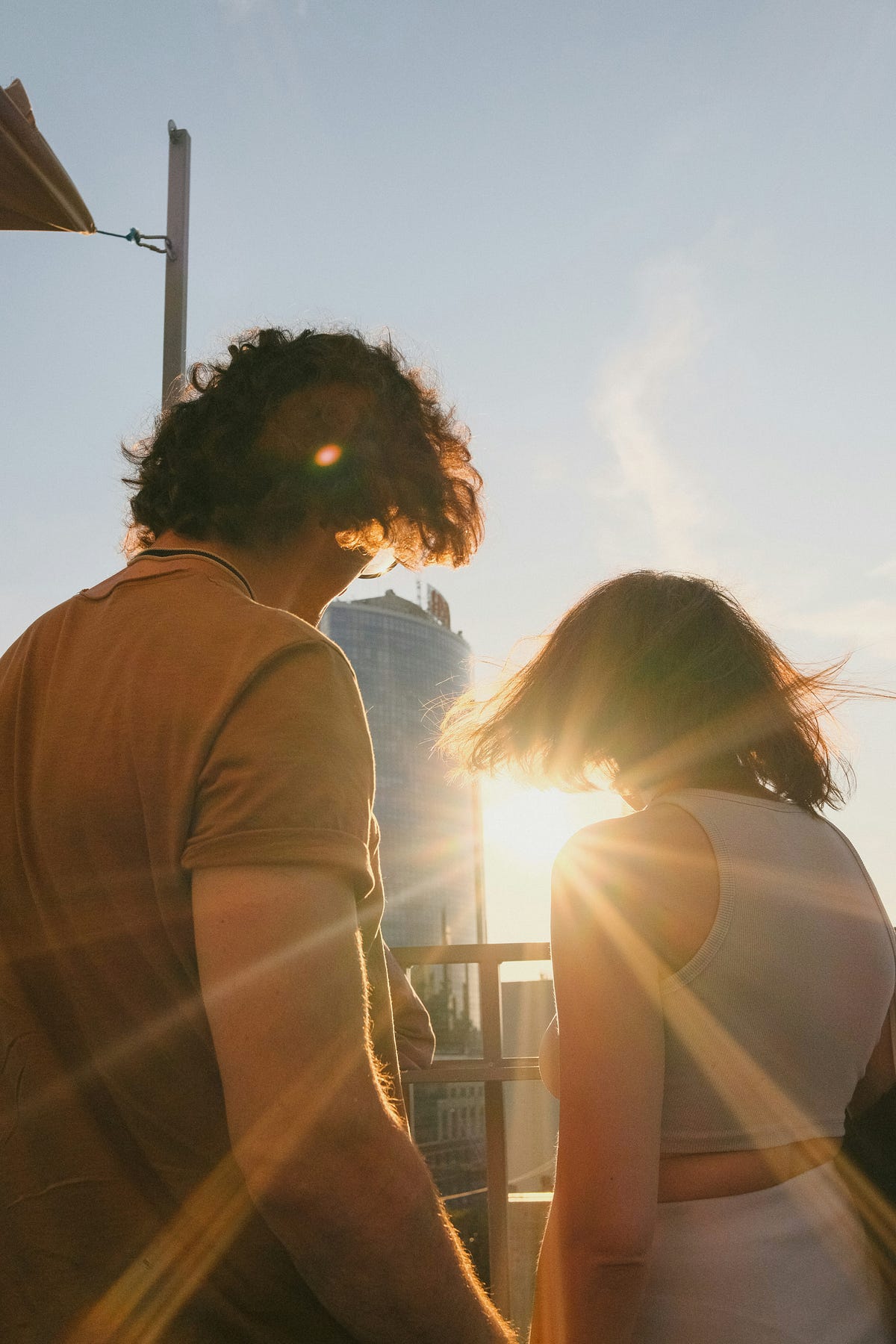 8 Positive Thoughts to Start Your Day | by Ron Wise | Wise and Insightful | Oct, 2024 | Medium