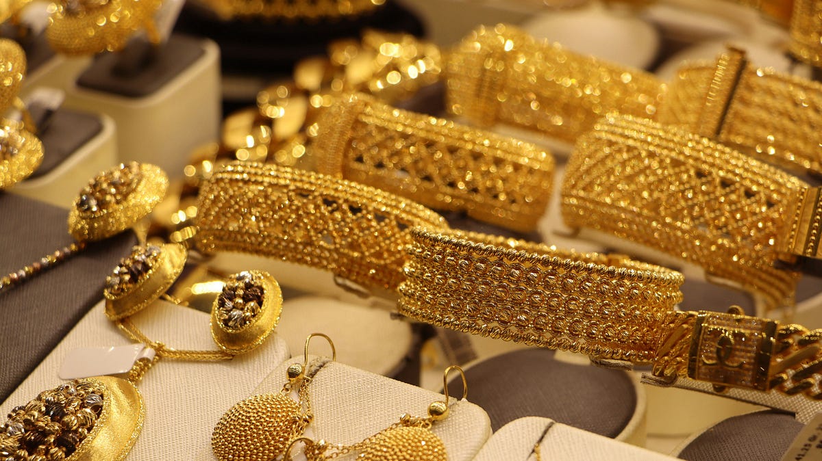 How Indian Jewellery Differs From Western Designs in Meaning and Craftsmanship | by Nishanth ...