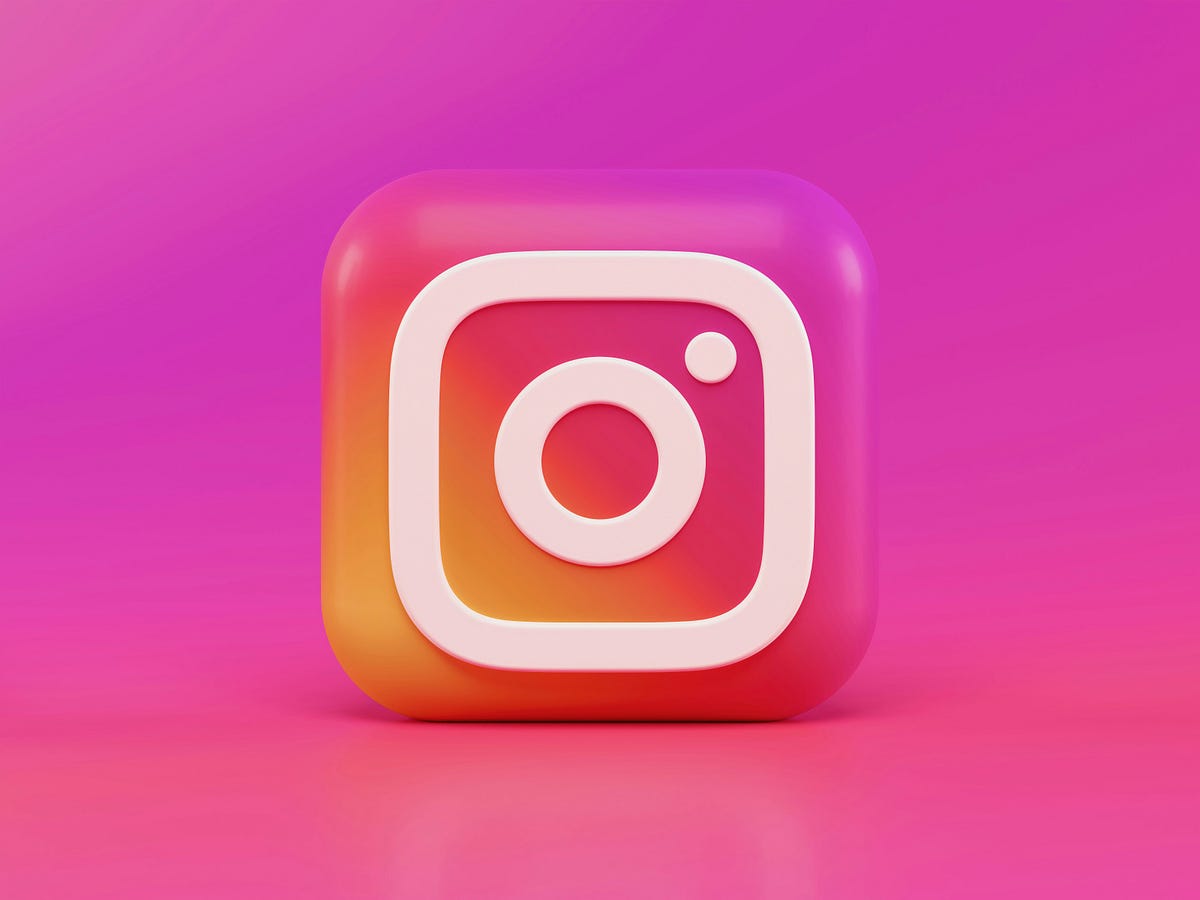 DECODING INSTAGRAM: A Journey into its Evolution and Impact on Modern Communication | by Alice ...