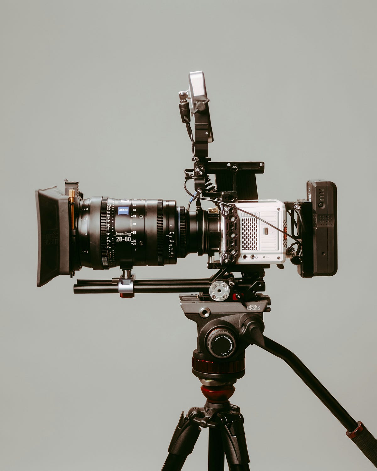Why TVs and Broadcasting Services Still Use Huge Cameras | by Jeof ...