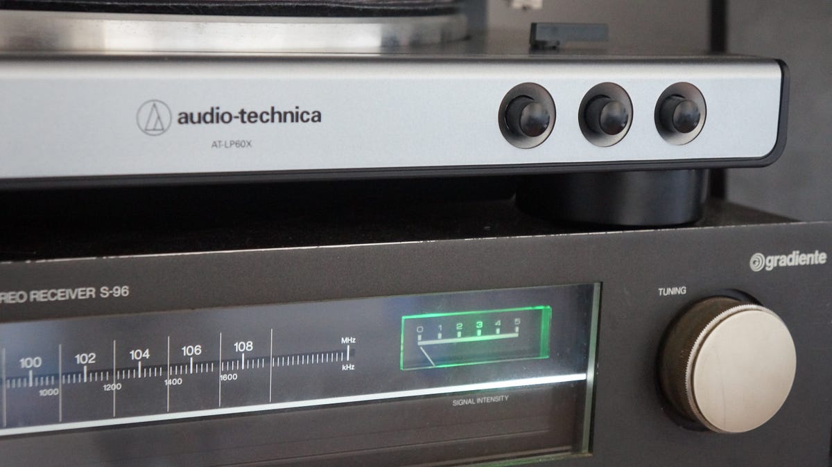 Golang Receivers: When to Use Pointers and Value Receivers | by Seno Wijayanto | Medium