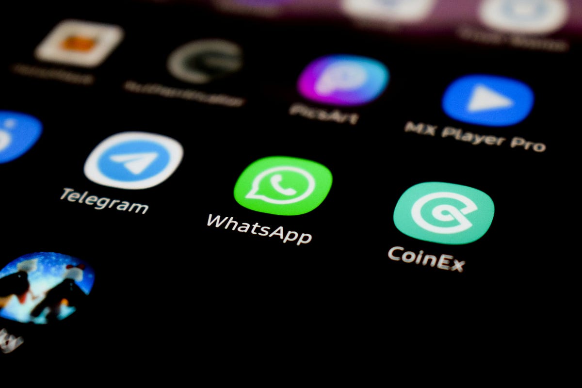 System Design of WhatsApp Web. A Beginner-Friendly Guide and Revision ...