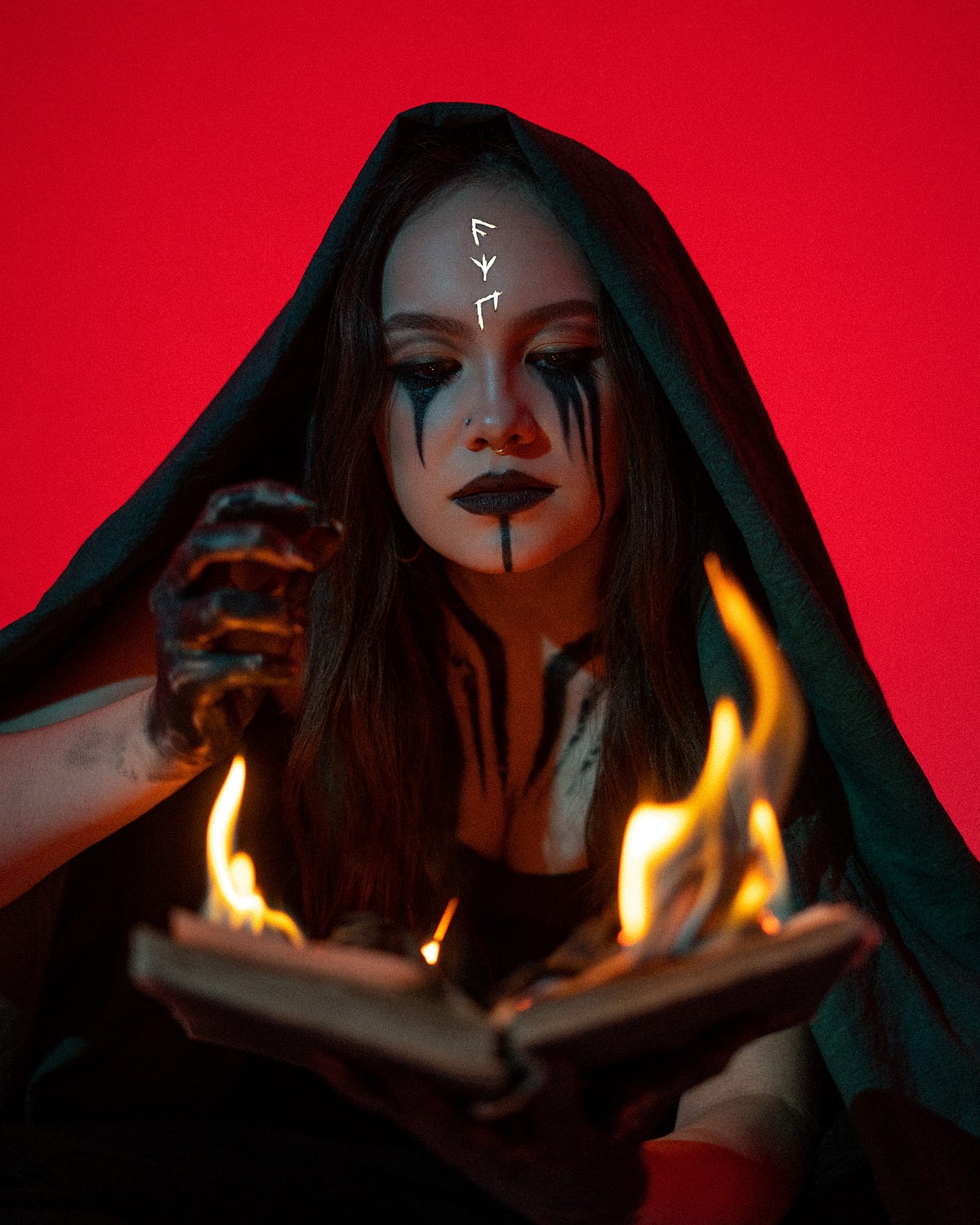 Women: The Famous Witch Cult. | Bouncin’ and Behavin’ Blogs