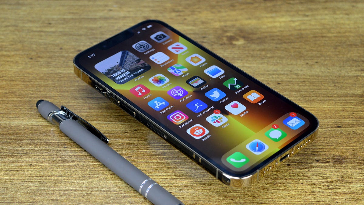 You’ve wanted iPhone sideloading for years, and it’s finally happening ...