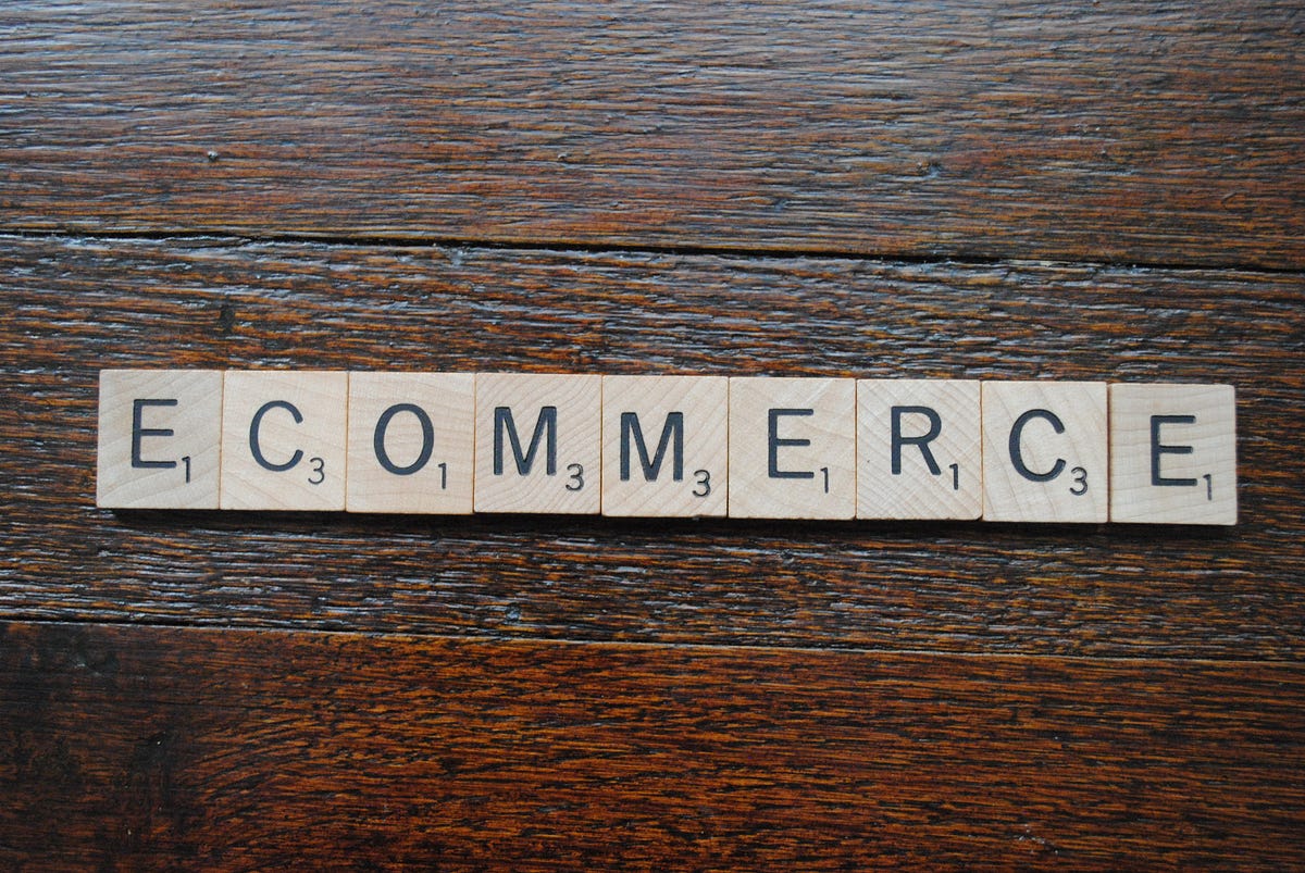 Difference between open-source and proprietary ecommerce platforms | by Lybe | Medium