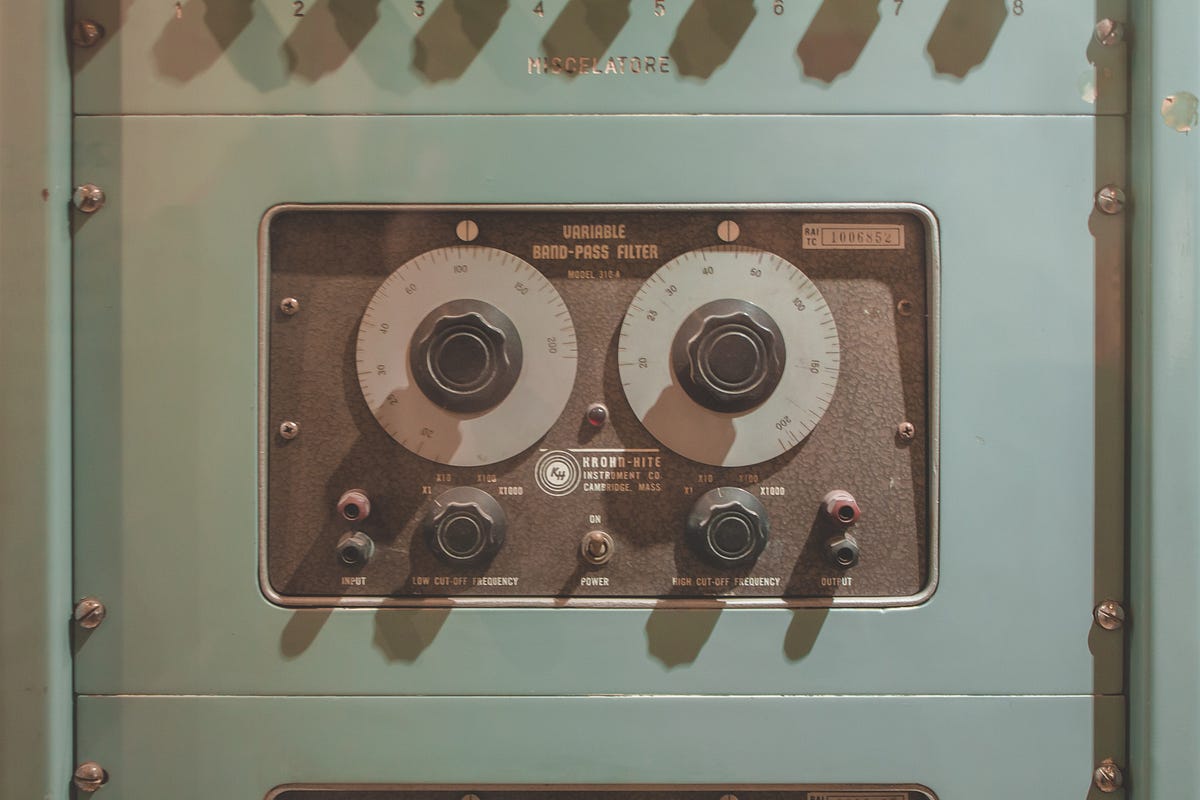 Why Bandwidth Is Important for Network Performance | by Lightwavenet ...