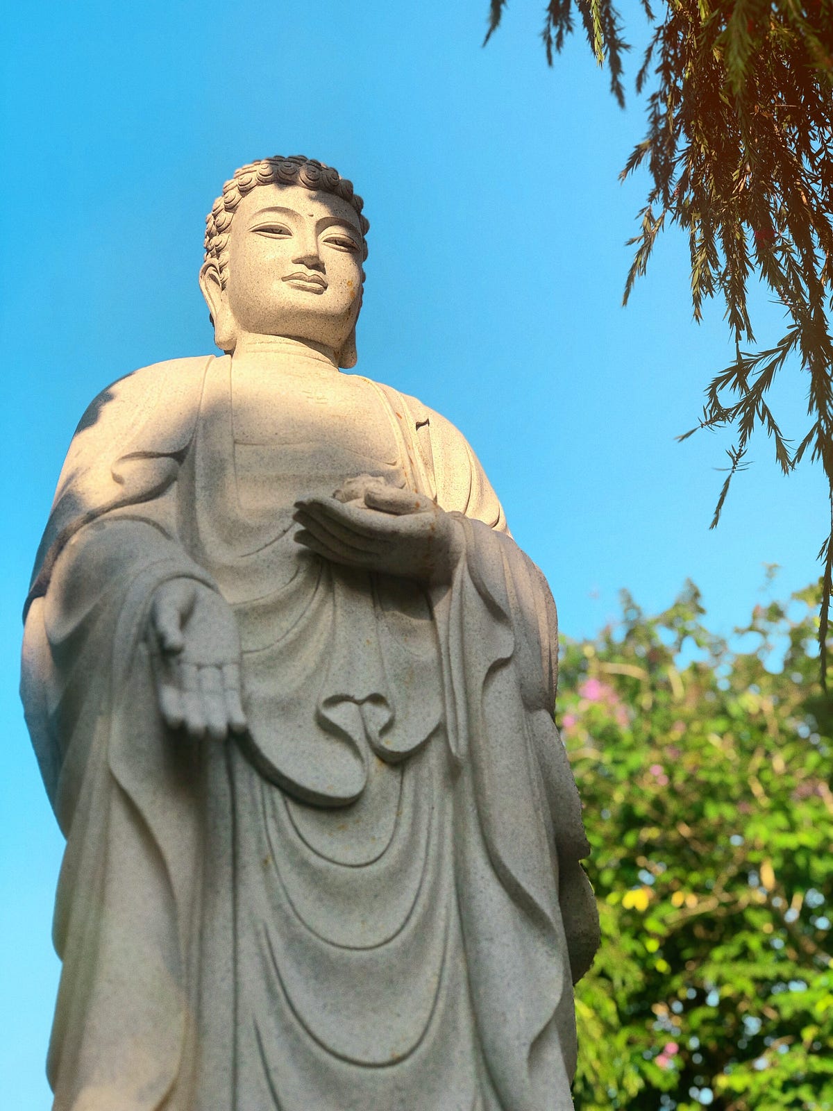 Can Buddha statues be used in decoration？What are the notable things ...
