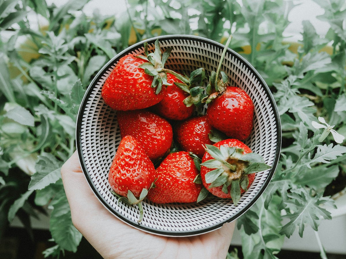Why can’t ChatGPT understand ‘STRAWBERRY’? | by Aakarsh Pathak | Medium