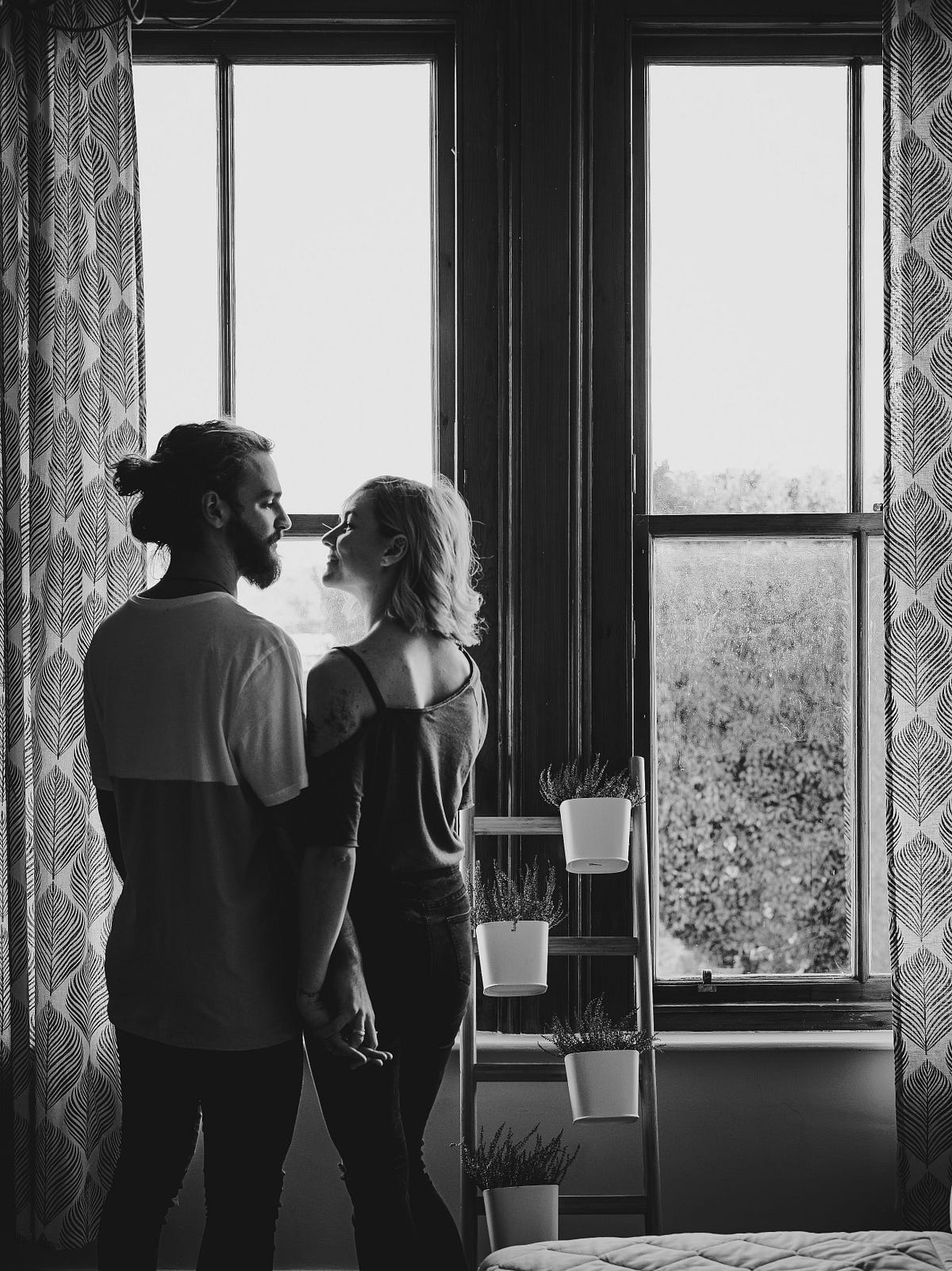 The Gaze of Love. A poem | by Dr. Pen | Reaching Hearts | Medium