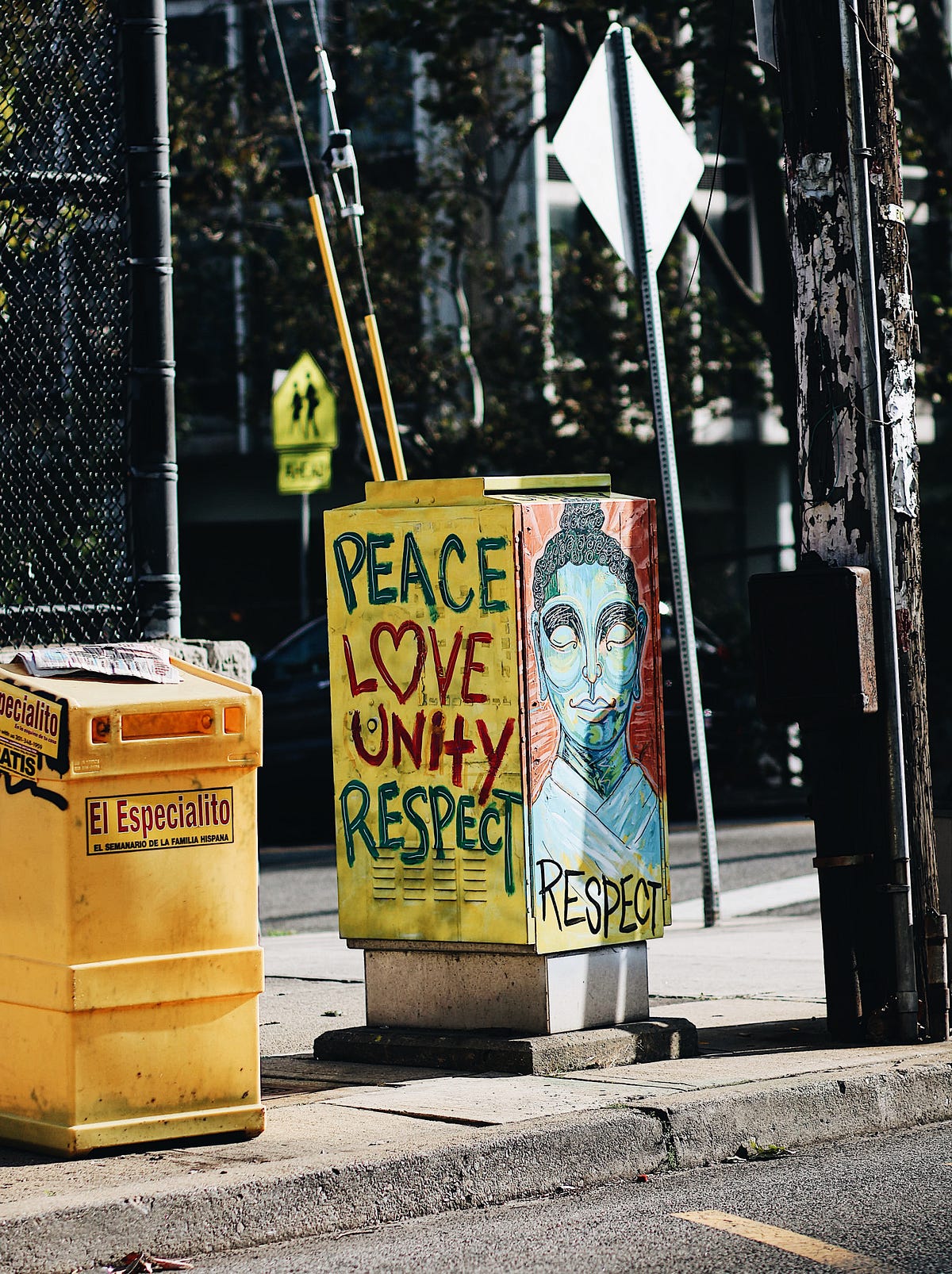 Building a Better World: A Vision without Fights, Hatred, and ...