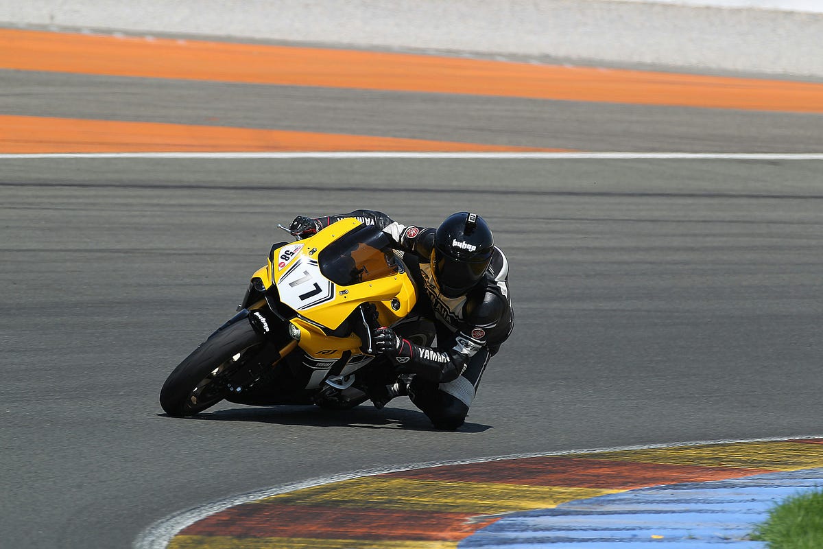 Motorcycles Don’t Make Sense. Please Redesign Them. | by Brandon ...
