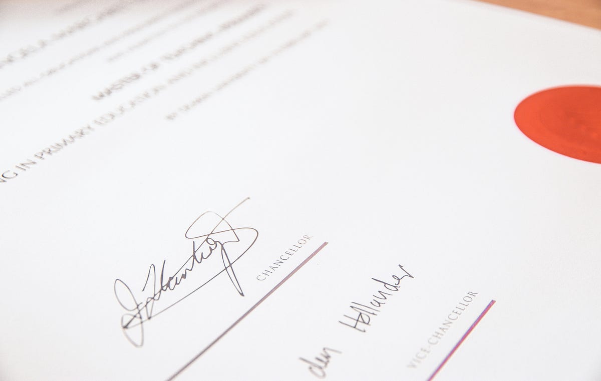 Understanding Digital Signatures: A Comprehensive Guide | by Geek Nomad ...