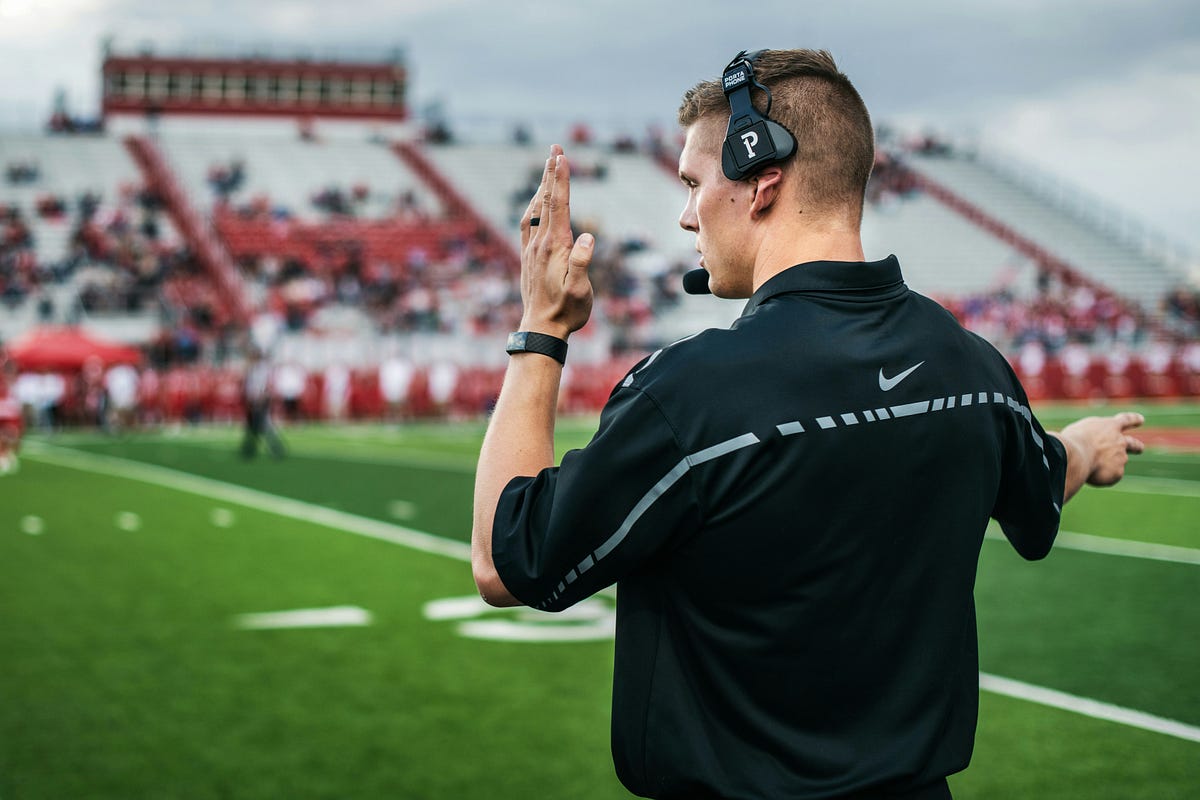 2025 Way too early CFB betting futures | by Dan Sheets-Poling | Feb, 2025 | Medium