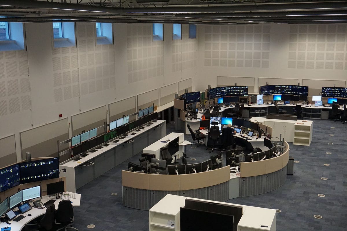 A quick look at the Hammersmith Control Centre | by Patawee Jintana ...