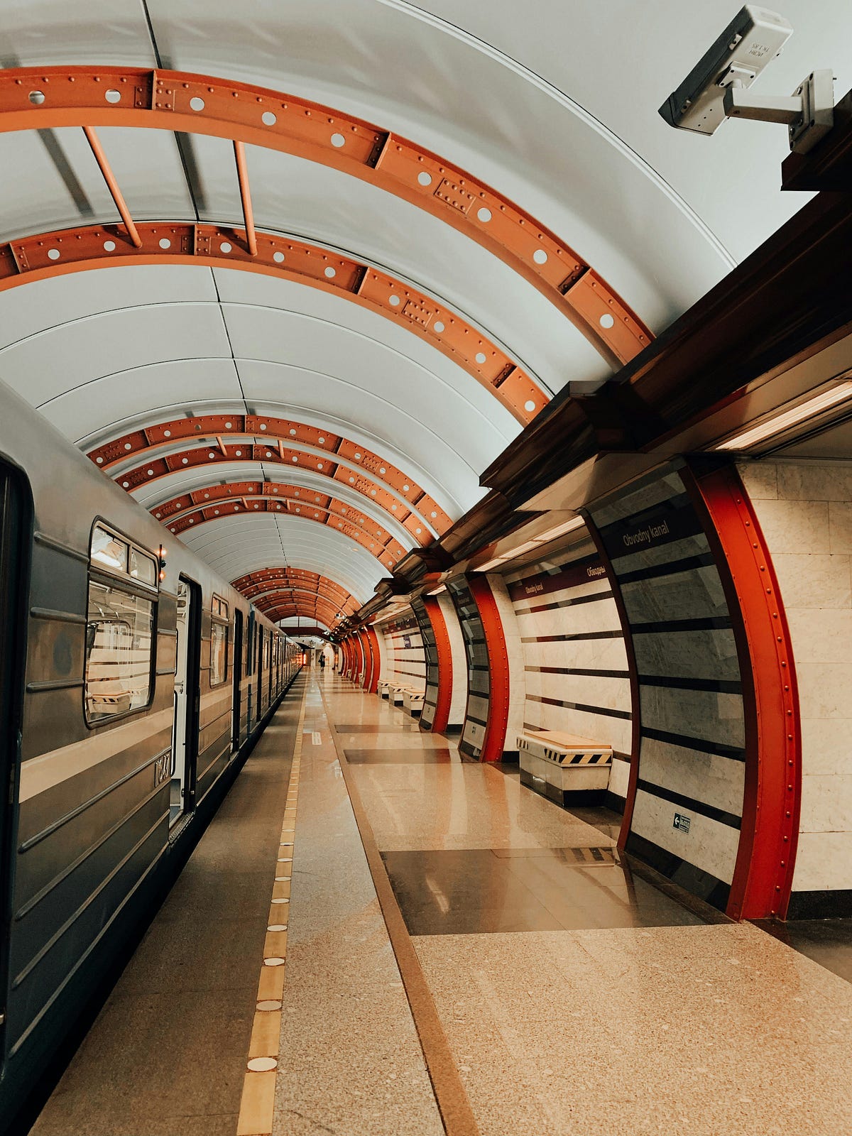 RFID Revolutionizing Smart Cities: Transforming Public Transportation ...