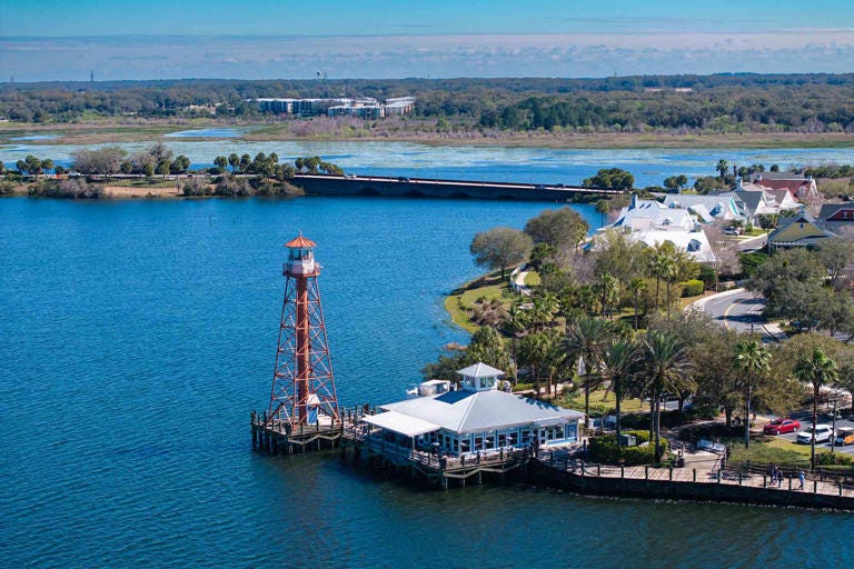 Liverpool FC - Tran Dang Tung - Medium