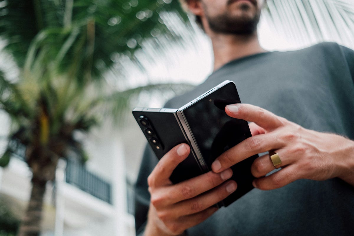 Foldable Phones Are Growing Up | Mr. Plan ₿ Publication