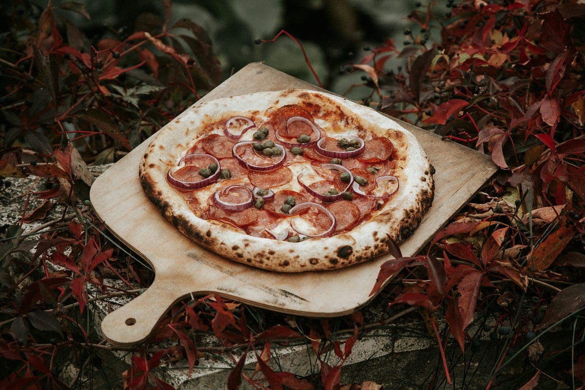 Making Your Pizza: A Delicious Experience in the Kitchen | by Vlas ...