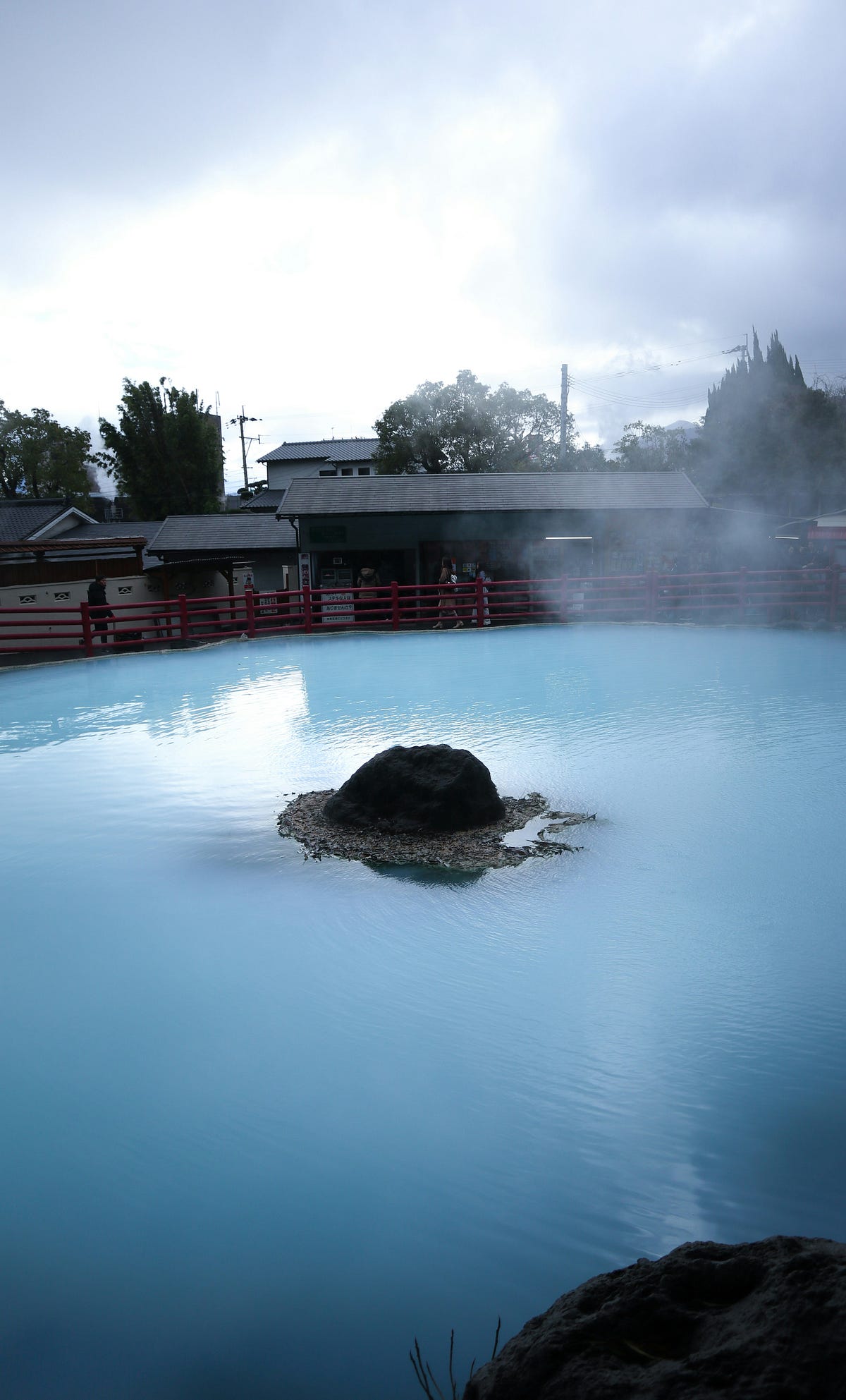 The Best Hot Springs Around The World: A Relaxation Guide | by Lukas Berger | Sep, 2024 | Medium