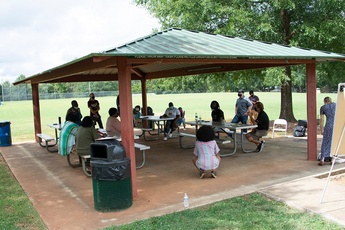 Reporting trip: East Athens Town Hall | by Olyn Gee | JOUR4090 | Medium