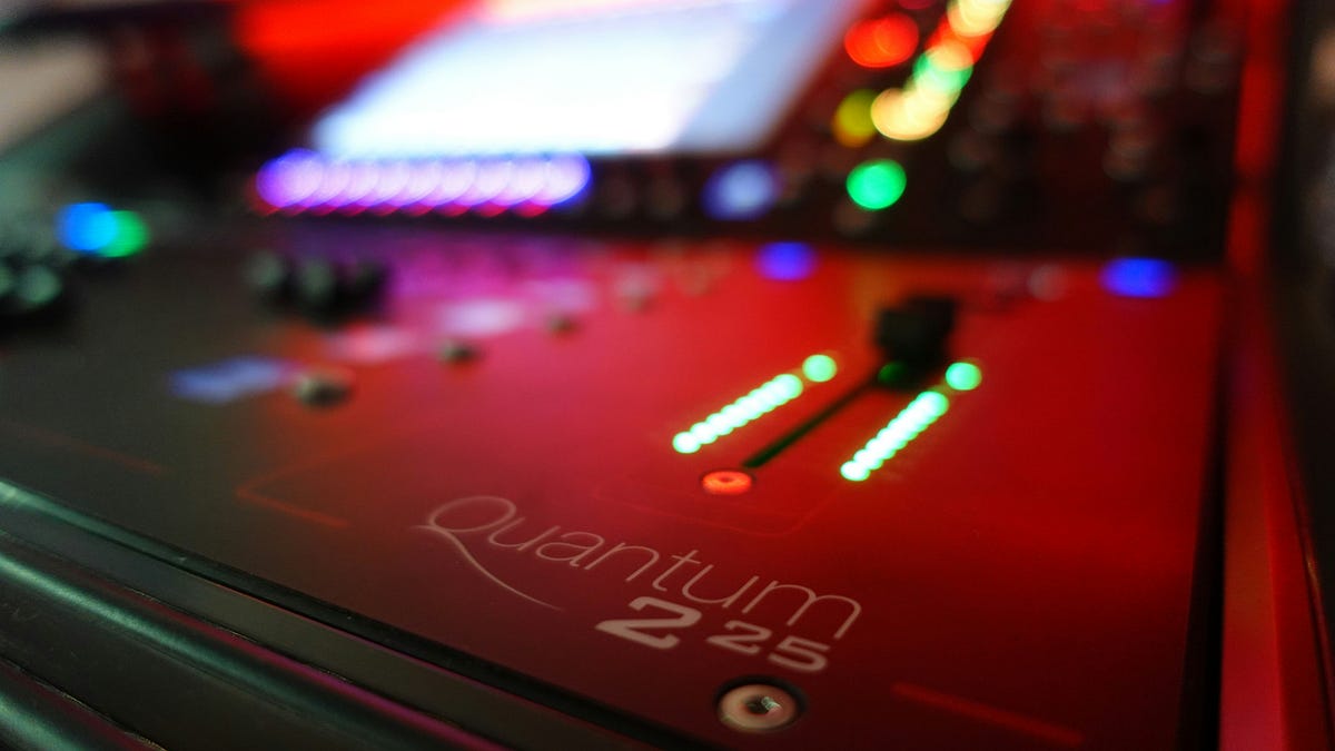 Quantum Computing’s Next Leap: Will 2025 Be the Year of Practical Applications? | by Umesh ...