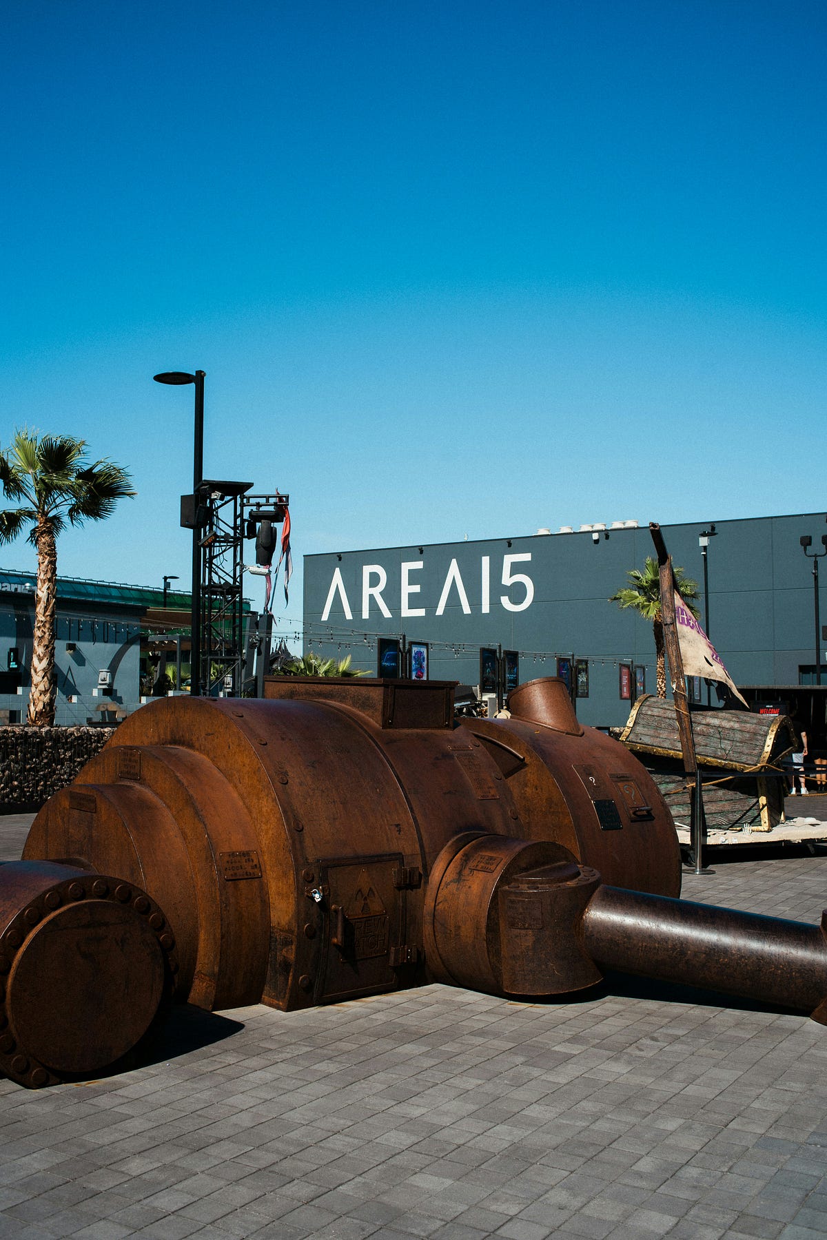 Area 51 — Unveiling the Secrets of the World’s Most Mysterious Military ...