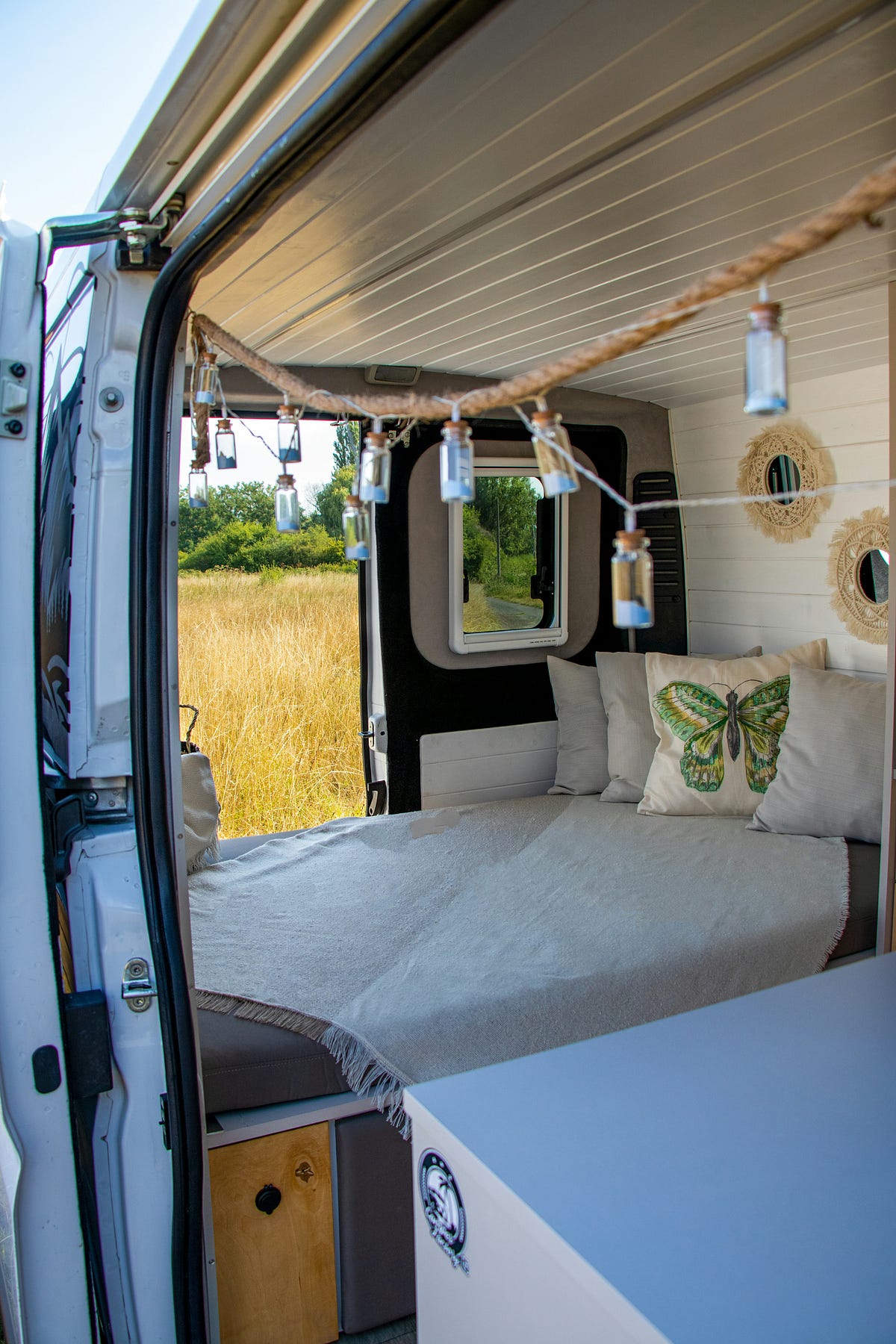 How to Decorate Your Camper Van: 15 Unique Ideas | Medium