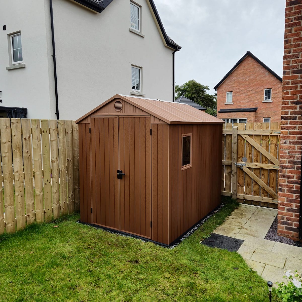Shed Building and Review: Keter Darwin 6x8 Apex Outdoor Garden Shed ...