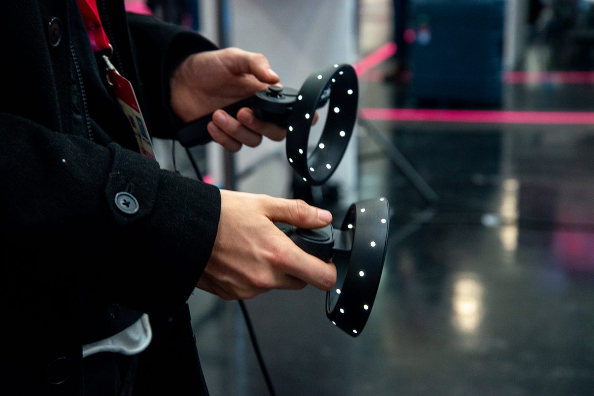 Moving Around in VR: Walk in Place | by Aleatha Singleton ...