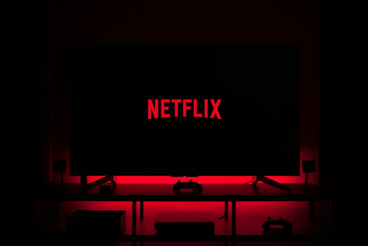 How Netflix Uses Java to Power Millions of Streams a Day | by Clean Compiler | Medium