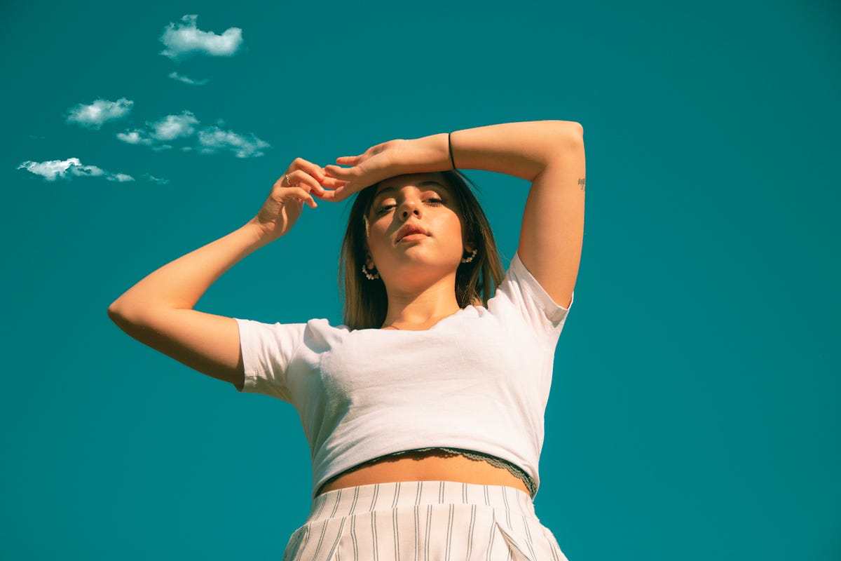 How to be a Cool Girl: Tips for Being Confident and Attractiv | by ...
