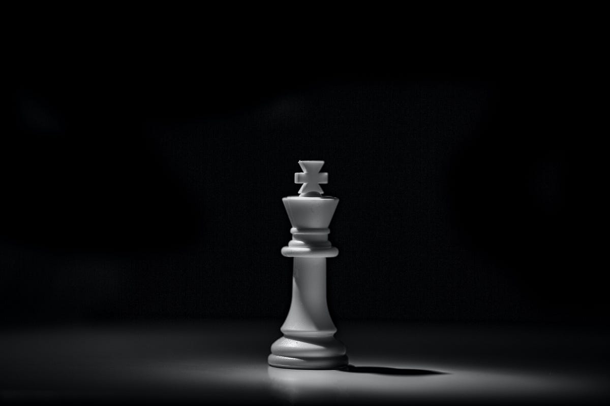 The Full Stack 7-Steps MLOps Framework | by Paul Iusztin | Towards AI