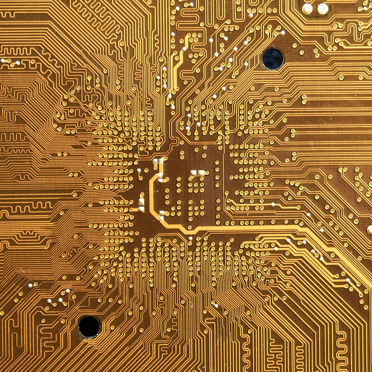 Quantum Computing Is Closer Than You Think — But Are We Ready? | by Harsh Kumar | Apr, 2025 | Medium