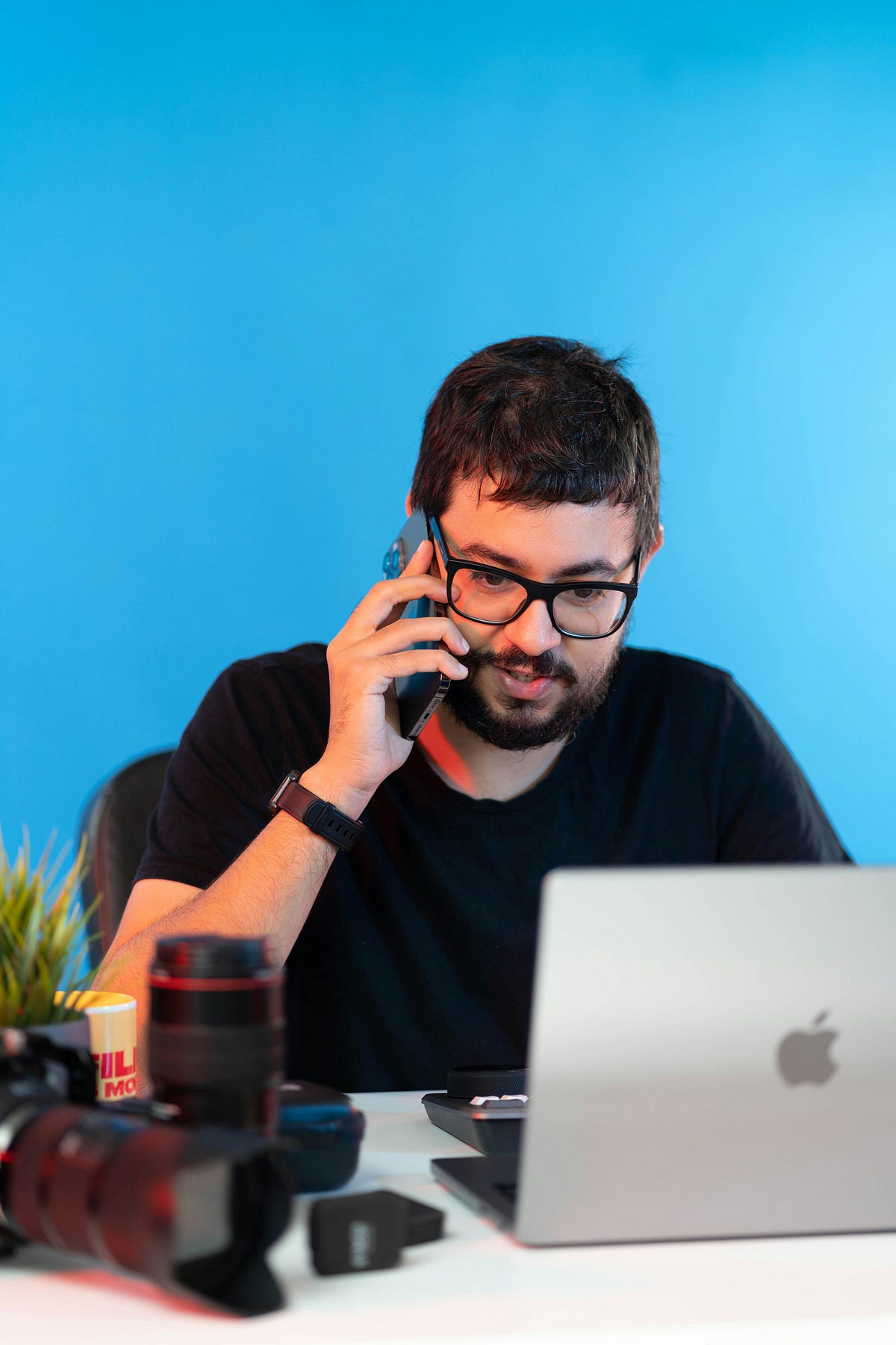 How I Managed to Make $1,000 in a Month Without a Single Client — Here ...