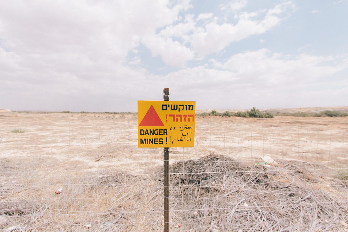 DON’T Overlook the SettingWithCopyWarning in Python | by Sasiwut Chaiyadecha | Medium