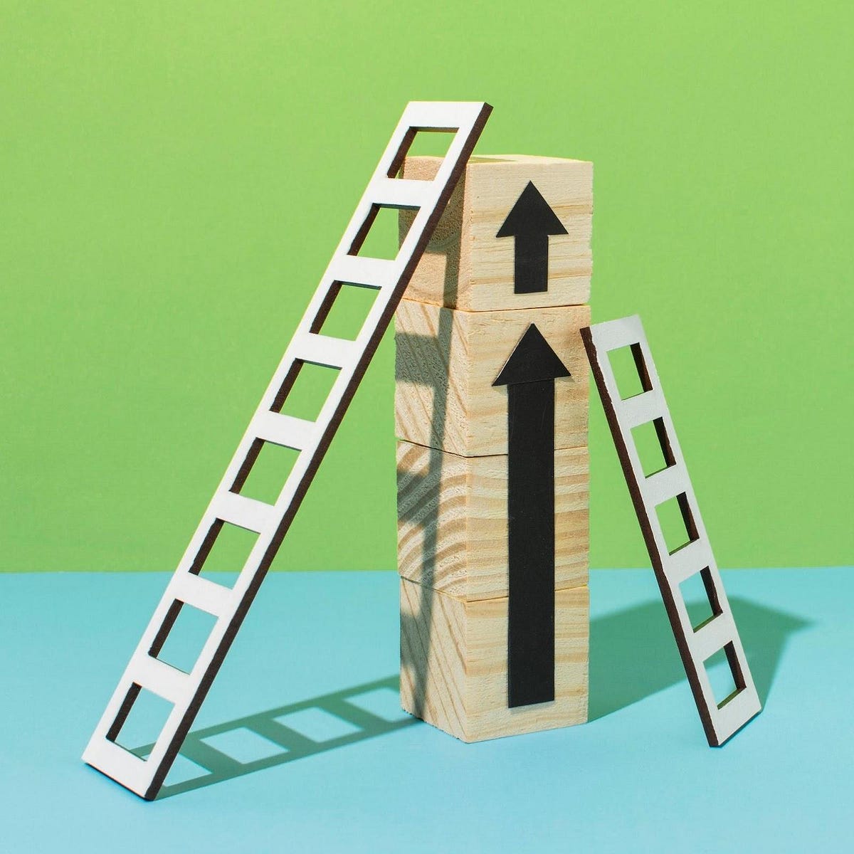 Vertical Vs. Horizontal Startup Growth: Which Path Is Right For Your ...