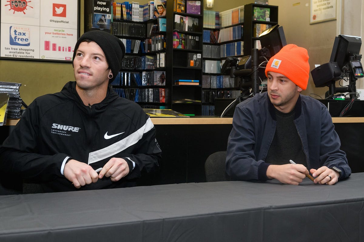 Twenty One Pilots - Fall Away: viaggio tra fede e ricerca di sé | Medium