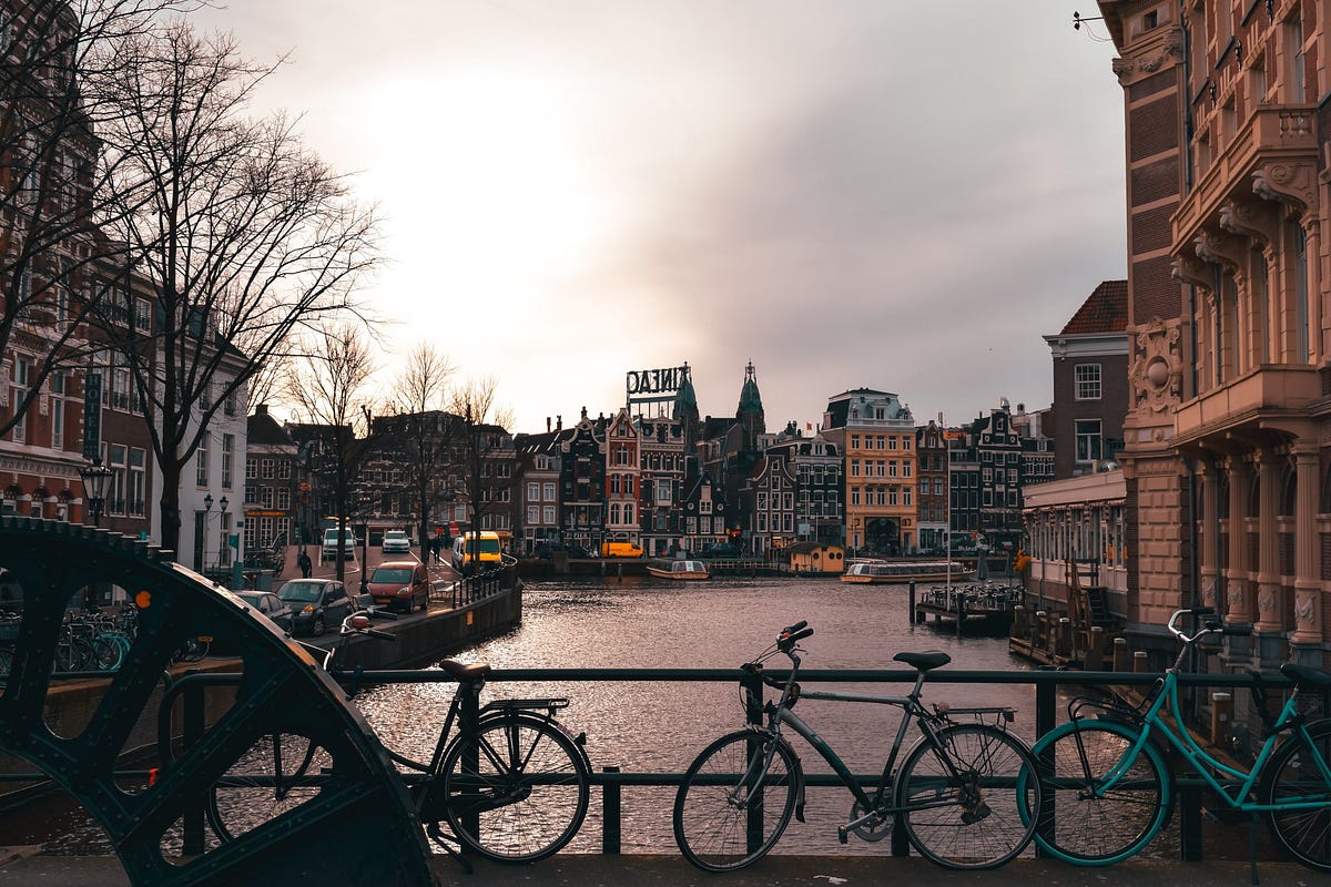 The bigger they are, the harder they fail! | by Kai Bergin | Jan, 2024 | Medium