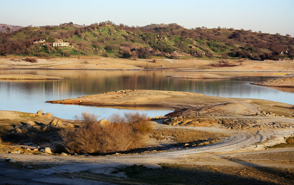 Can Technology Solve the Global Water Crisis? | by Chinonso Onukwugha | Apr, 2025 | Medium